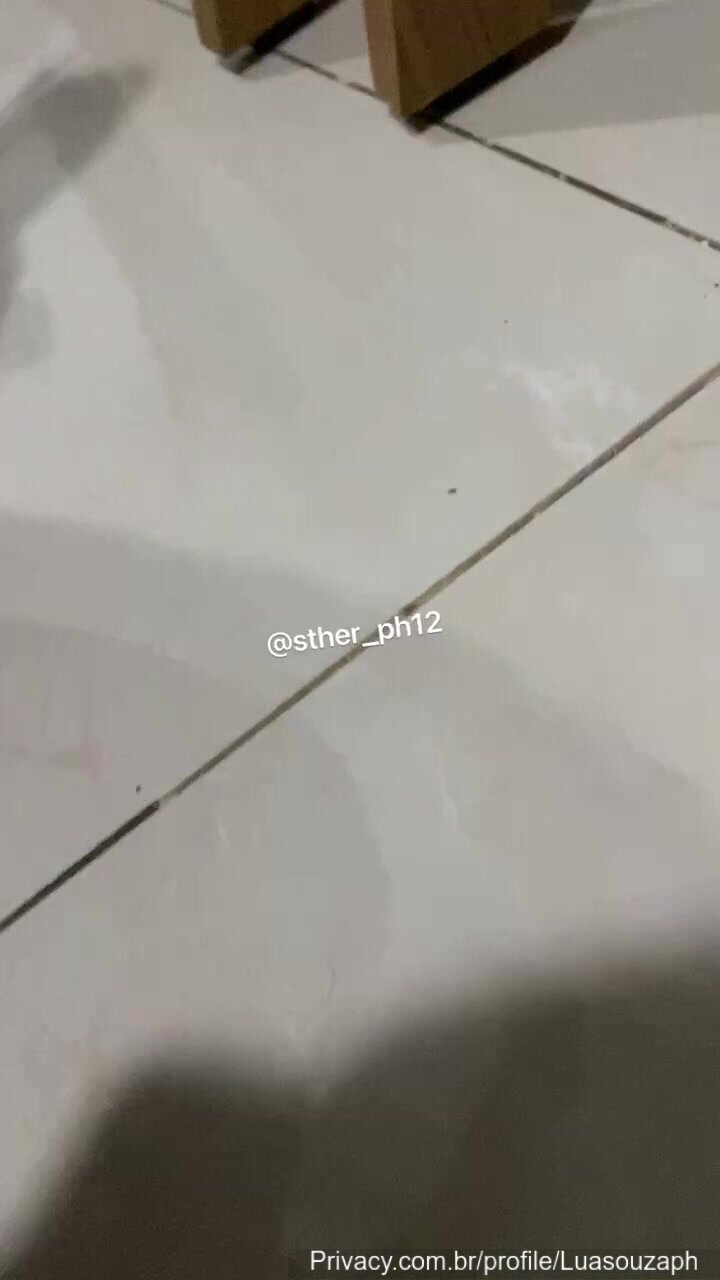 Luasouzaph Young Married Woman Showing Her Pussy In The Mirror Cnn Amador